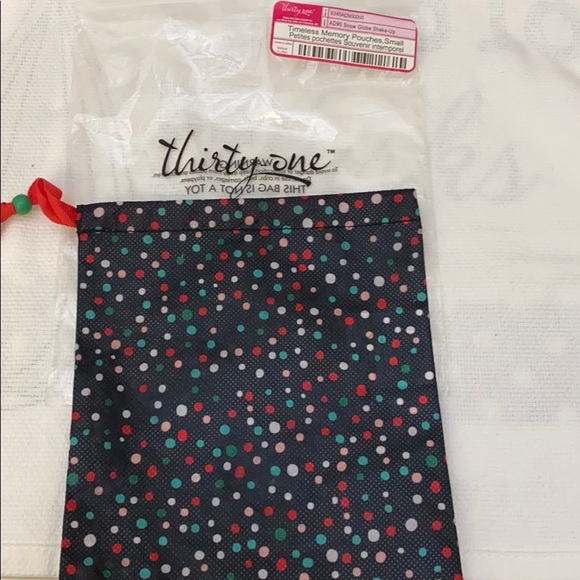 thirty-one | Holiday | 33 Thirty One Timeless Memory Pouches Sm Snow ...